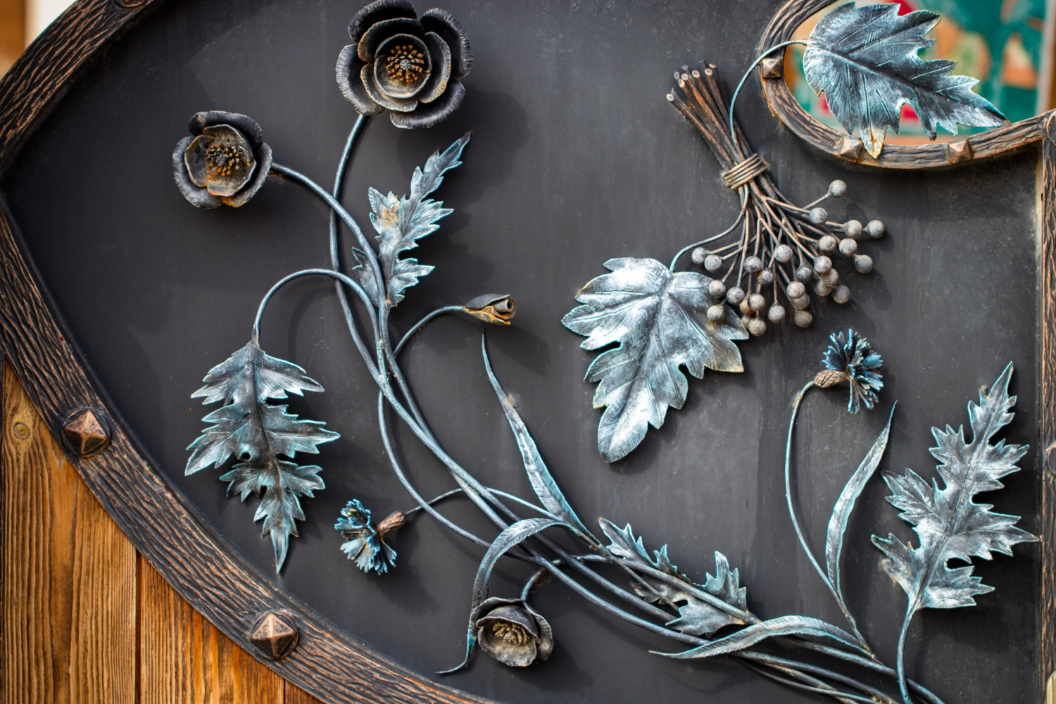 Cum să folosești elemente de decor din metal - O V P